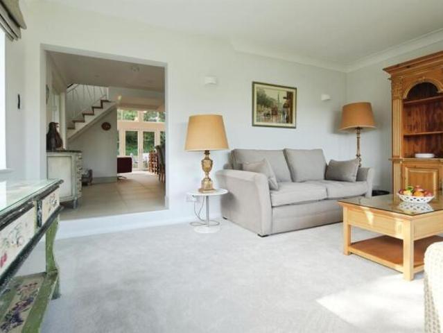 3 bedroom detached house for sale in Arundel Drive West, Saltdean, Brighton, BN2