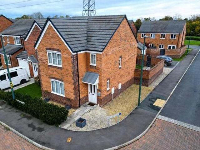 3 Bedroom Detached House For Sale In Archery Fields, Shrewsbury