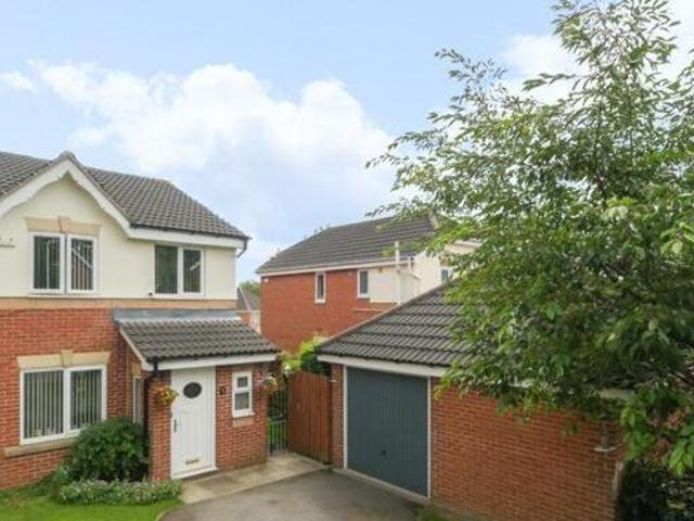 3 Bedroom Detached House For Sale In Armley