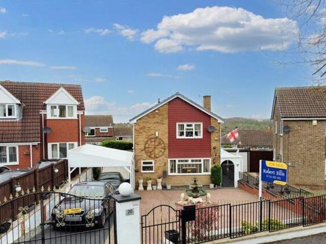 3 Bedroom Detached House For Sale In Arnold