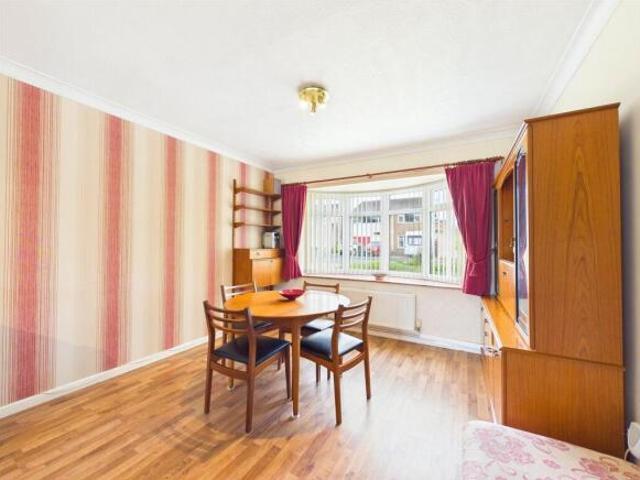3 bedroom detached house for sale in Ascot Close, Fernhill Heath, Worcester, WR3