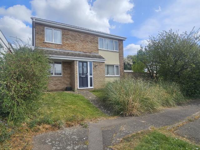 3 bedroom detached house for sale in Ash Grove, Kingsthorpe, NN2 8DG, NN2