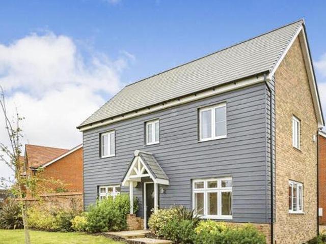 3 Bedroom Detached House For Sale In Ash