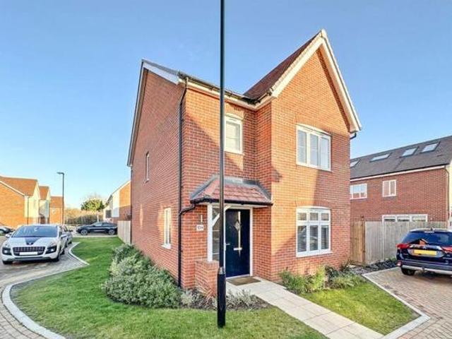 3 Bedroom Detached House For Sale In Ash