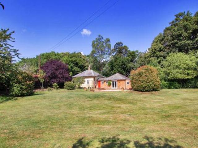 3 Bedroom Detached House For Sale In Ashford, Kent