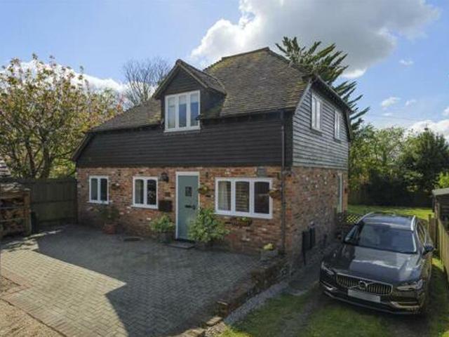 3 Bedroom Detached House For Sale In Ashford Road