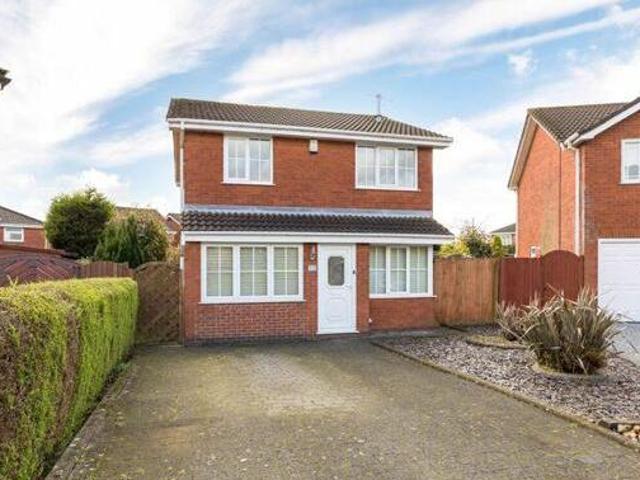 3 Bedroom Detached House For Sale In Ashton in makerfield