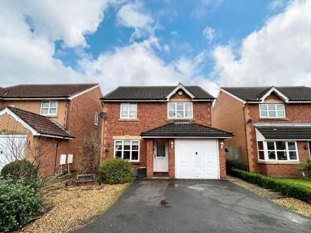 3 Bedroom Detached House For Sale In Ashton in makerfield, Wigan