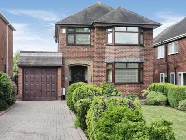 3 Bedroom Detached House For Sale In Atherstone, Warwickshire