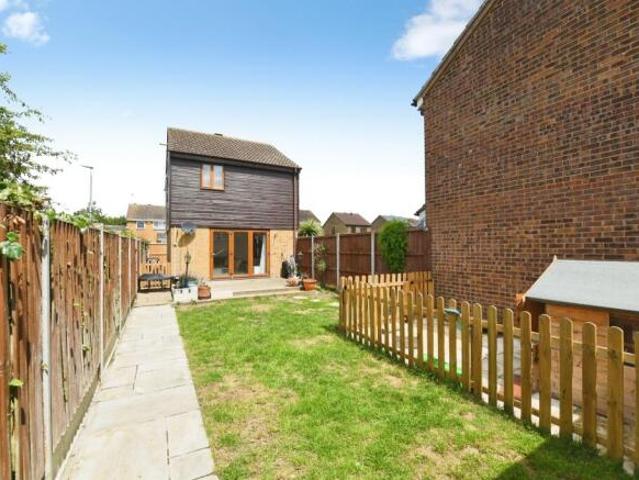 3 bedroom detached house for sale in Bouchers Mead, Chelmsford, CM1