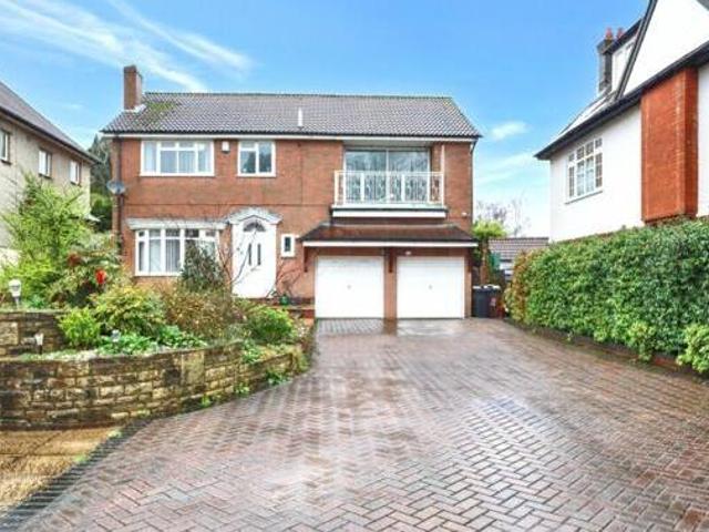 3 Bedroom Detached House For Sale In Bournemouth
