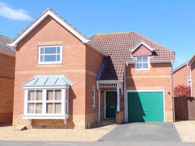 3 Bedroom Detached House For Sale In Bournemouth