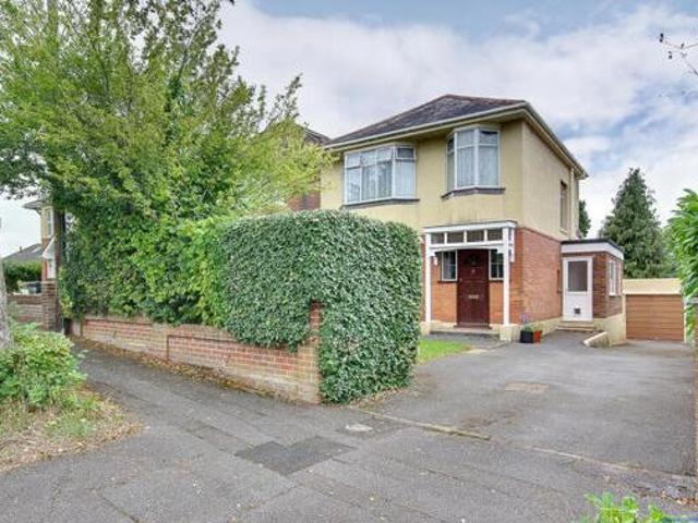 3 Bedroom Detached House For Sale In Bournemouth