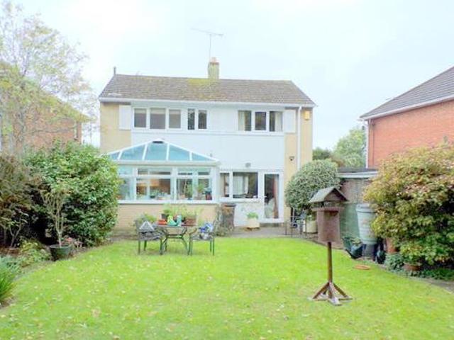 3 Bedroom Detached House For Sale In Bournemouth