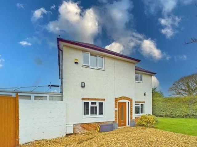 3 Bedroom Detached House For Sale In Bournemouth, Dorset