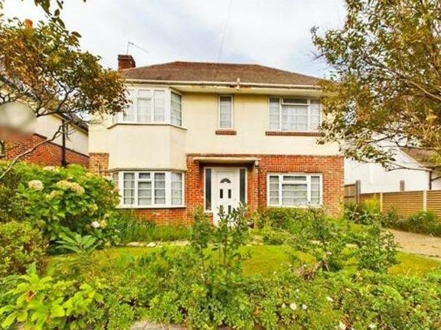3 Bedroom Detached House For Sale In Bournemouth, Dorset