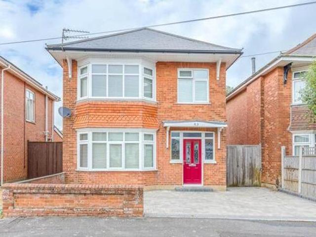3 Bedroom Detached House For Sale In Bournemouth, Dorset