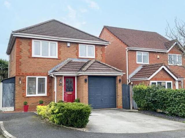 3 Bedroom Detached House For Sale In Bolton, Greater Manchester