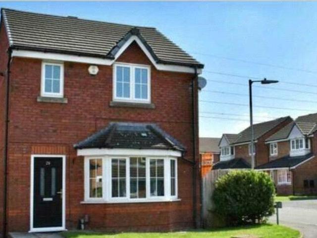 3 Bedroom Detached House For Sale In Bolton, Greater Manchester