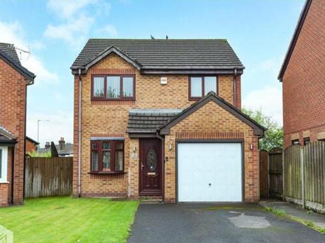 3 Bedroom Detached House For Sale In Bolton, Greater Manchester