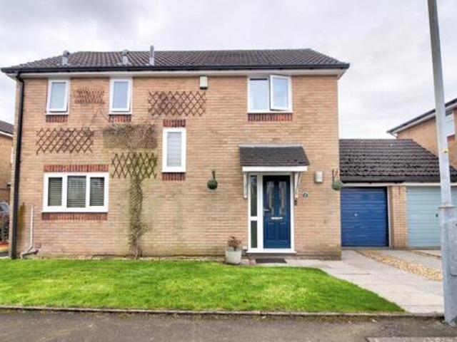 3 Bedroom Detached House For Sale In Bolton