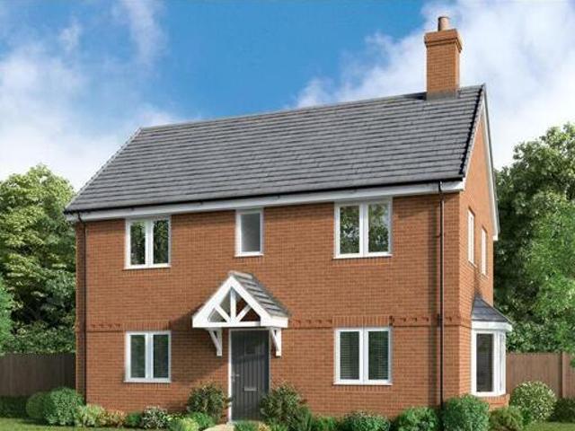 3 Bedroom Detached House For Sale In Boorley Green