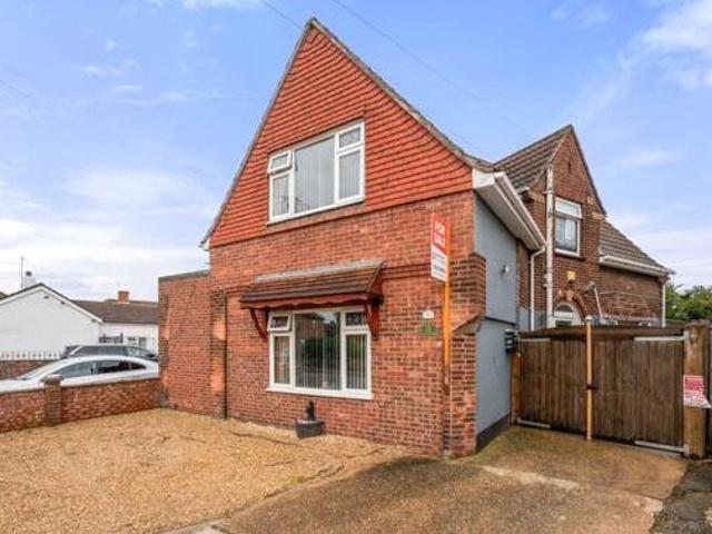3 Bedroom Detached House For Sale In Boston