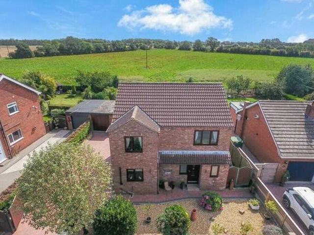 3 Bedroom Detached House For Sale In Back Lane