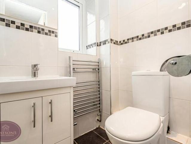 3 bedroom detached house for sale in Bagnall Road, Nottingham, NG6