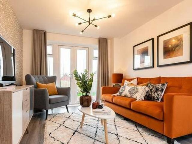 3 bedroom detached house for sale in Baker Drive Hethersett Norfolk NR9 3GB NR9