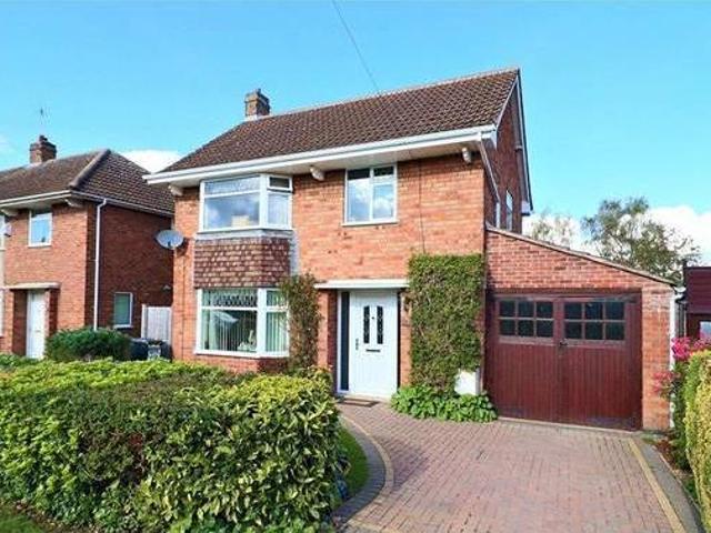 3 bedroom detached house for sale in Barbridge Road Bulkington Bedworth CV12