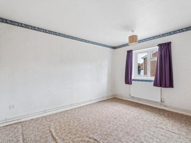 3 bedroom detached house for sale in Barford Rise, Luton, LU2 9SG, LU2