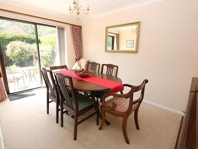 3 bedroom detached house for sale in Barn Owl Close, East Hunsbury, NN4
