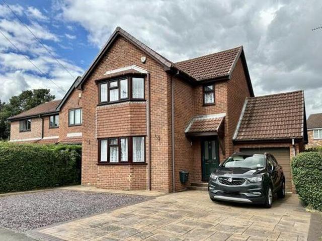 3 Bedroom Detached House For Sale In Barnby Dun
