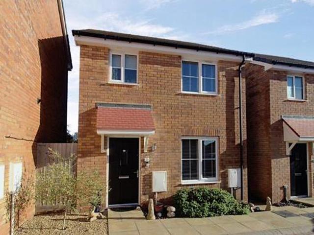 3 Bedroom Detached House For Sale In Barry