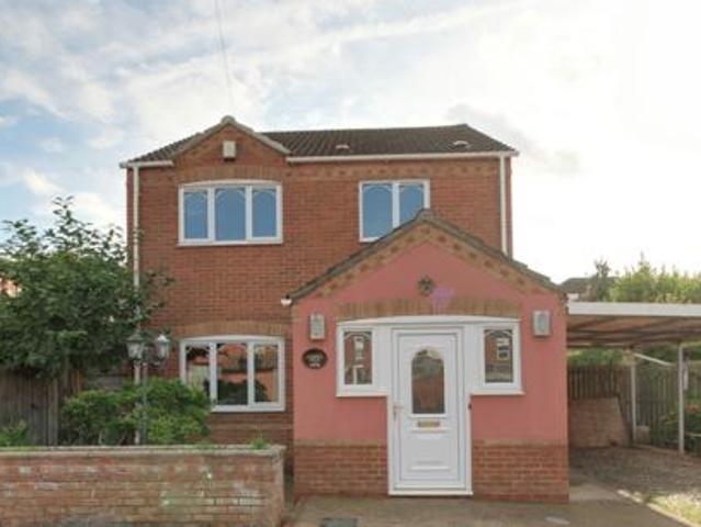 3 Bedroom Detached House For Sale In Barton upon humber