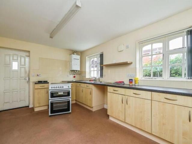 3 bedroom detached house for sale in Basford Road, Nottingham, NG6