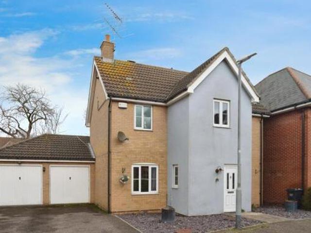 3 Bedroom Detached House For Sale In Basildon, Essex