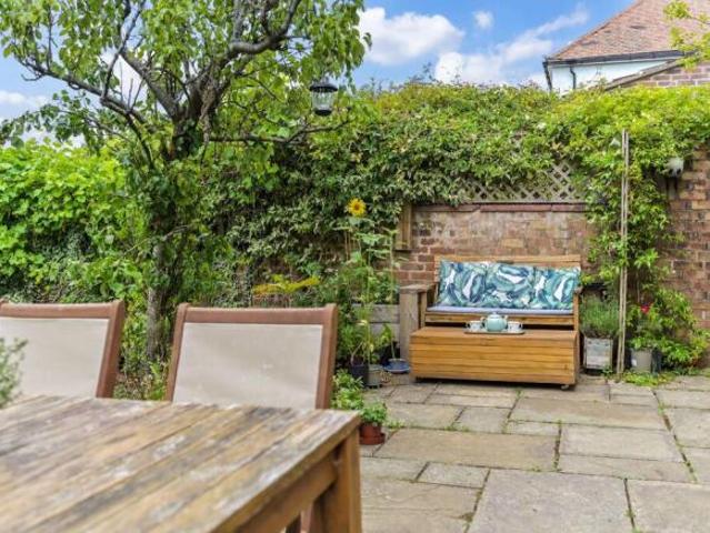 3 bedroom detached house for sale in Bassett, Southampton, SO16