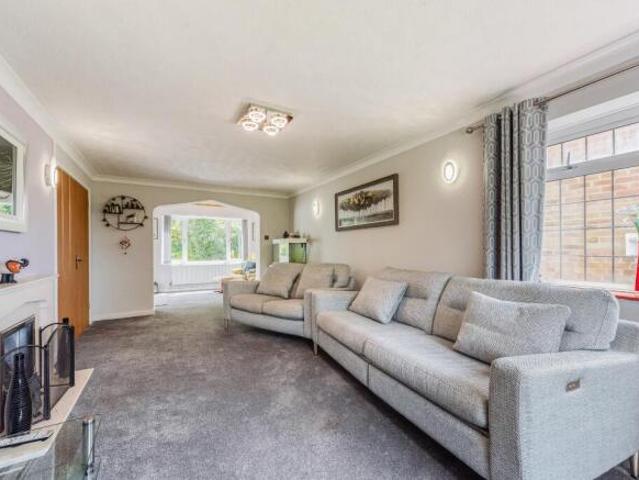 3 bedroom detached house for sale in Bassett, Southampton, SO16