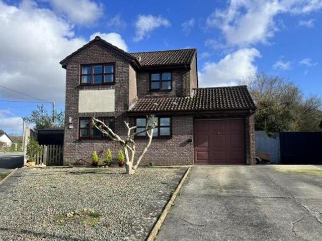3 Bedroom Detached House For Sale In Betws, Ammanford
