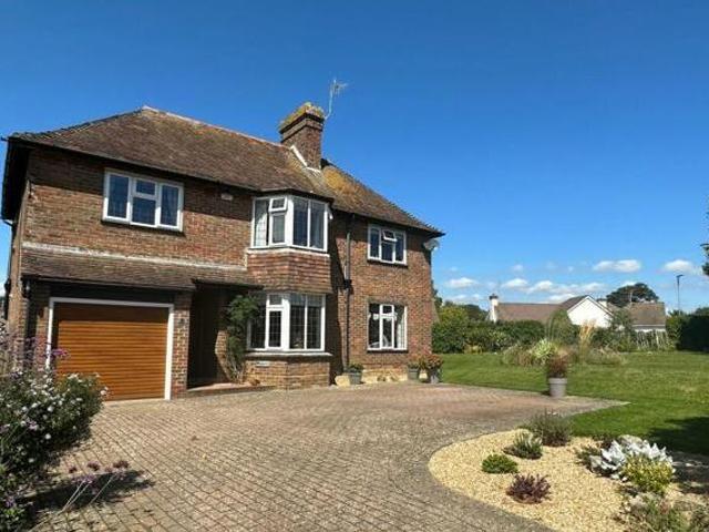3 Bedroom Detached House For Sale In Bexhill on sea