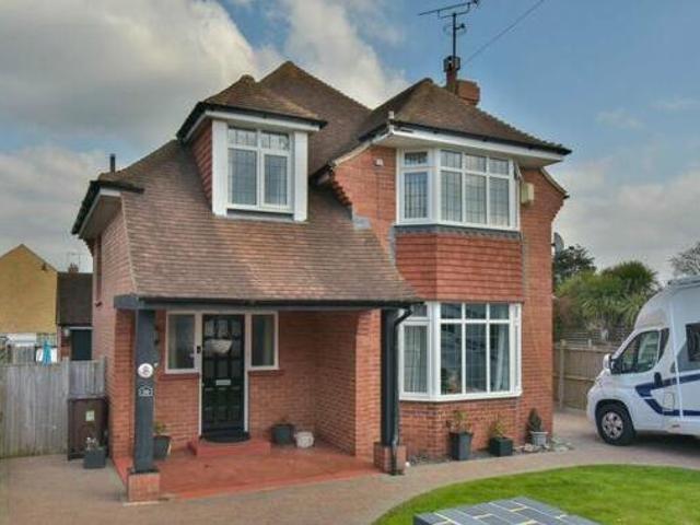 3 Bedroom Detached House For Sale In Bexhill on sea
