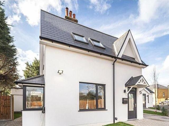 3 Bedroom Detached House For Sale In Bexleyheath, Kent