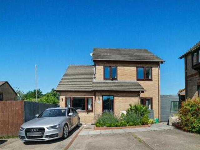 3 Bedroom Detached House For Sale In Beddau, Pontypridd