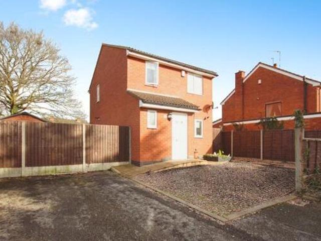 3 Bedroom Detached House For Sale In Bedworth