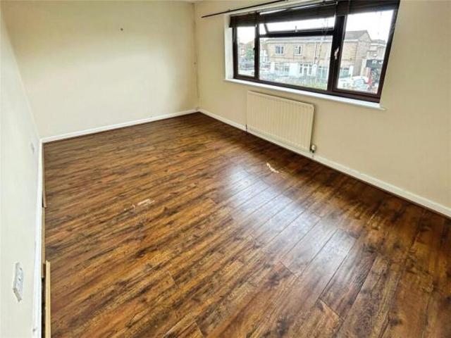 3 bedroom detached house for sale in Beech Tree Avenue, Tile Hill, Coventry, CV4