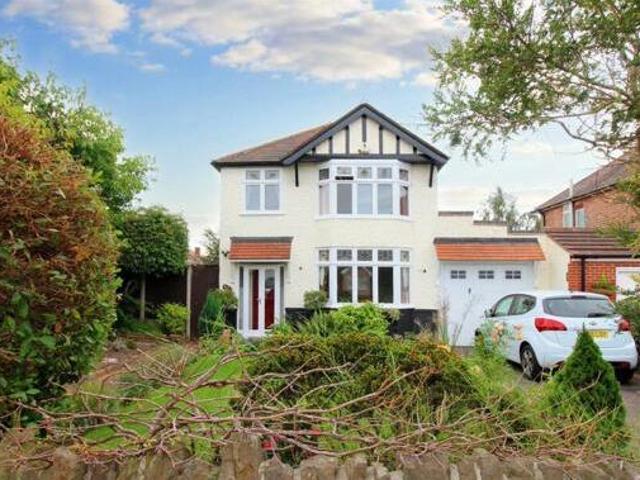 3 Bedroom Detached House For Sale In Beeston