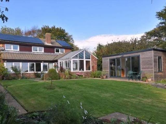 3 bedroom detached house for sale in Belle Vue Road Weymouth DT4 DT4