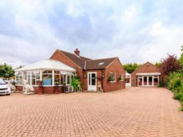 3 Bedroom Detached House For Sale In Belton